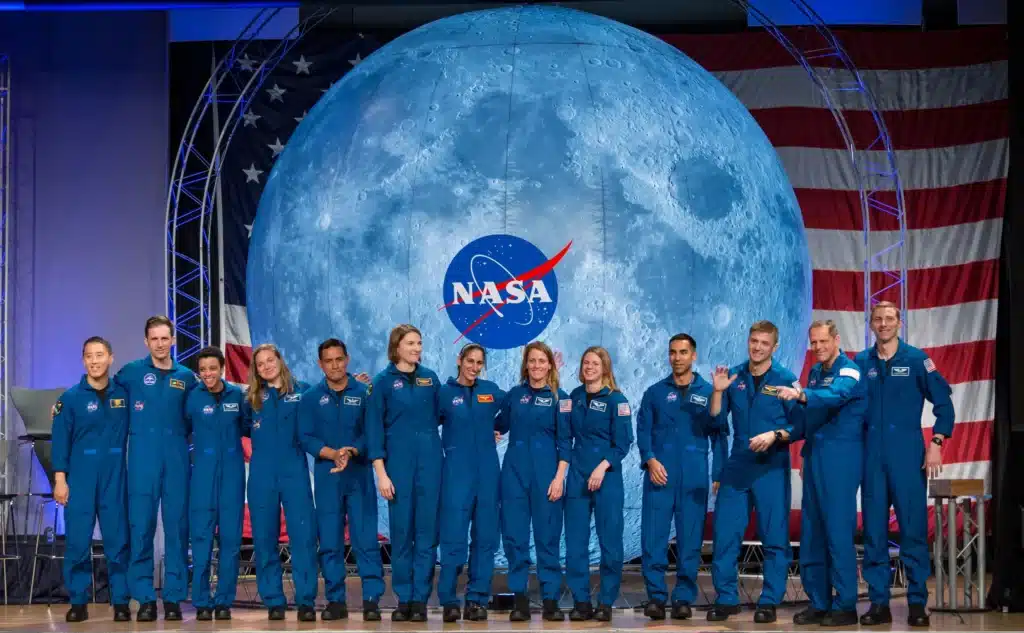 NASA reveals what it takes to become an astronaut | VietValley